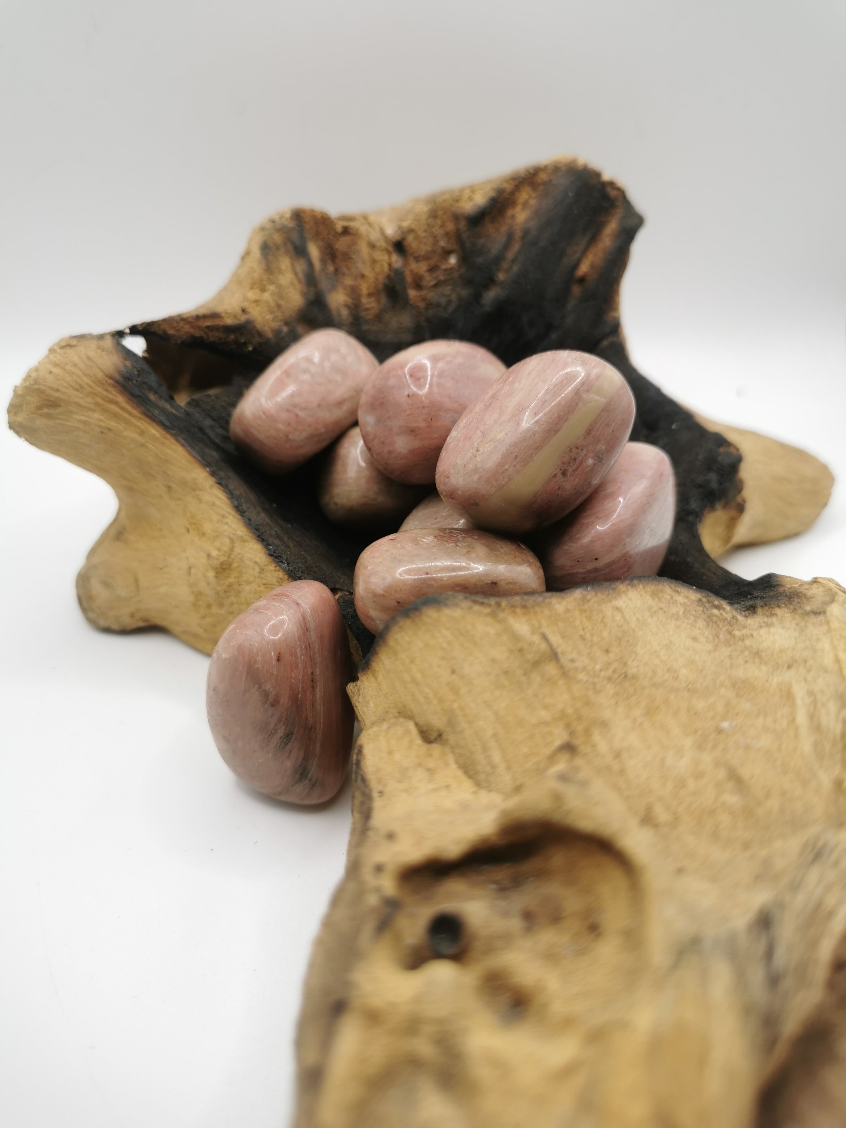 Thulite Tumble – All Quartz
